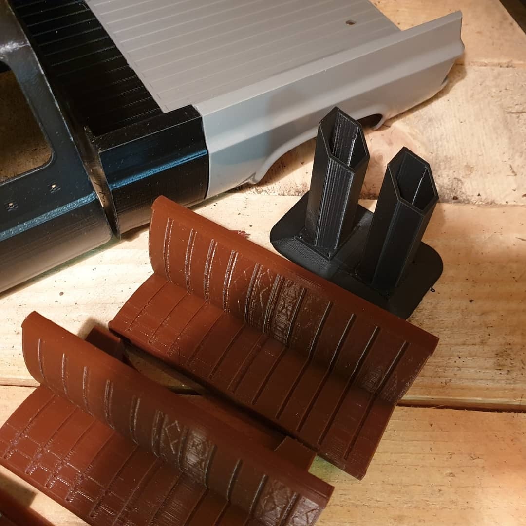 STL file Scalemonkey RC Bench 🌆・3D print model to download・Cults