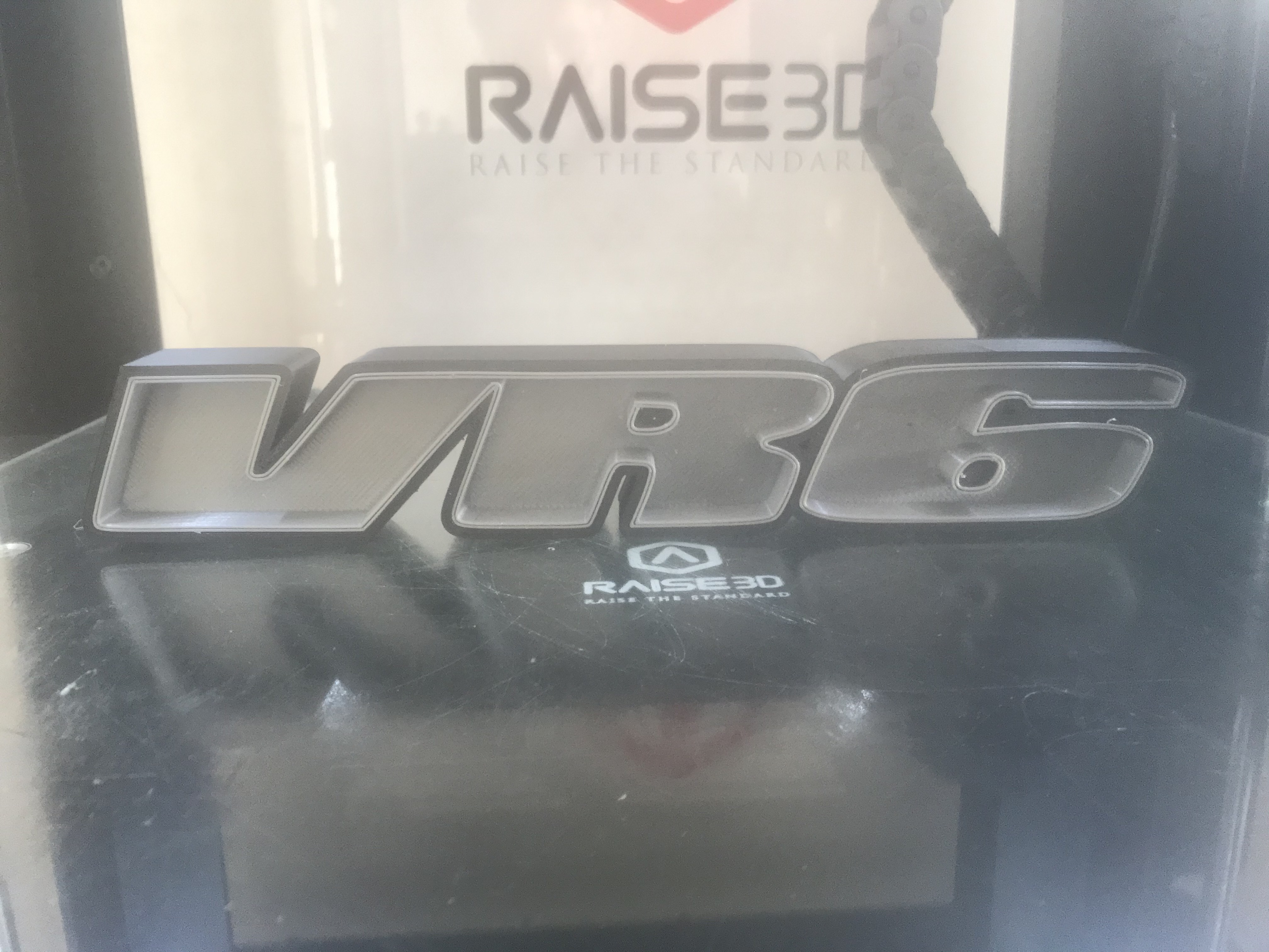 Fichier STL Logo VR6・Design pour impression 3D à télécharger・Cults