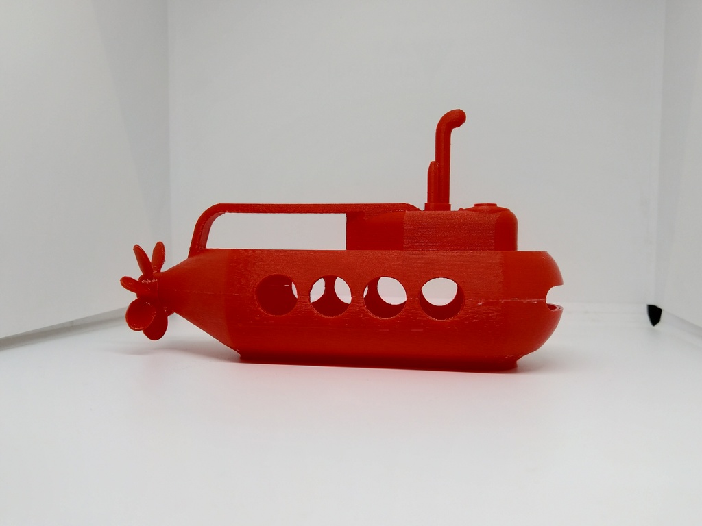 Free 3D file Toy submarine with spinning propeller・3D printable model ...