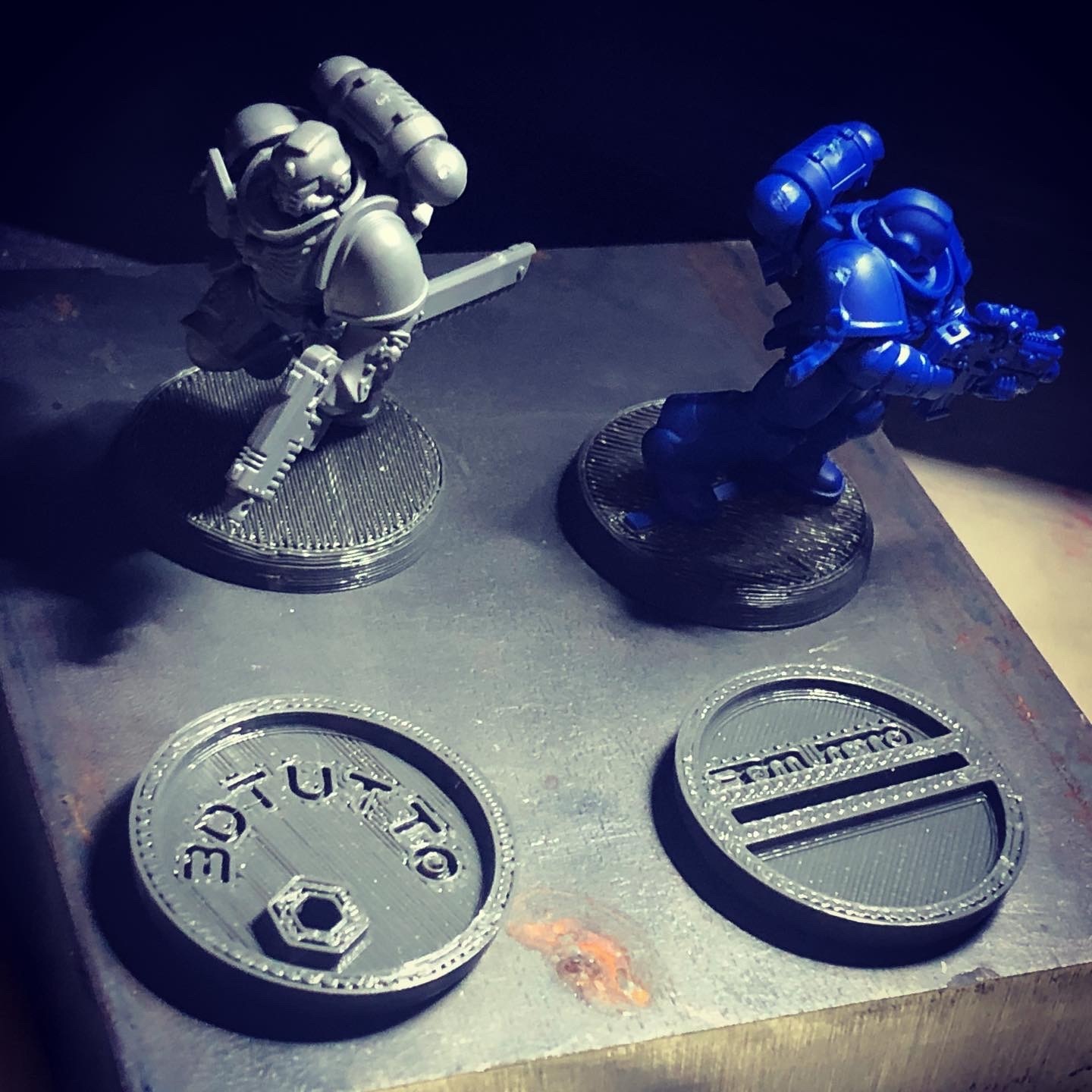 STL file Warhammer Base - 30mm stand two versions・3D printing design to ...