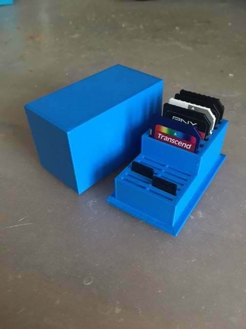 Free 3D file SD/microSD card holder 📦・3D printable design to download・Cults