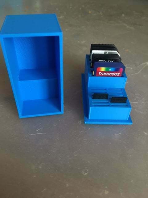 Free 3D file SD/microSD card holder 📦・3D printable design to download・Cults