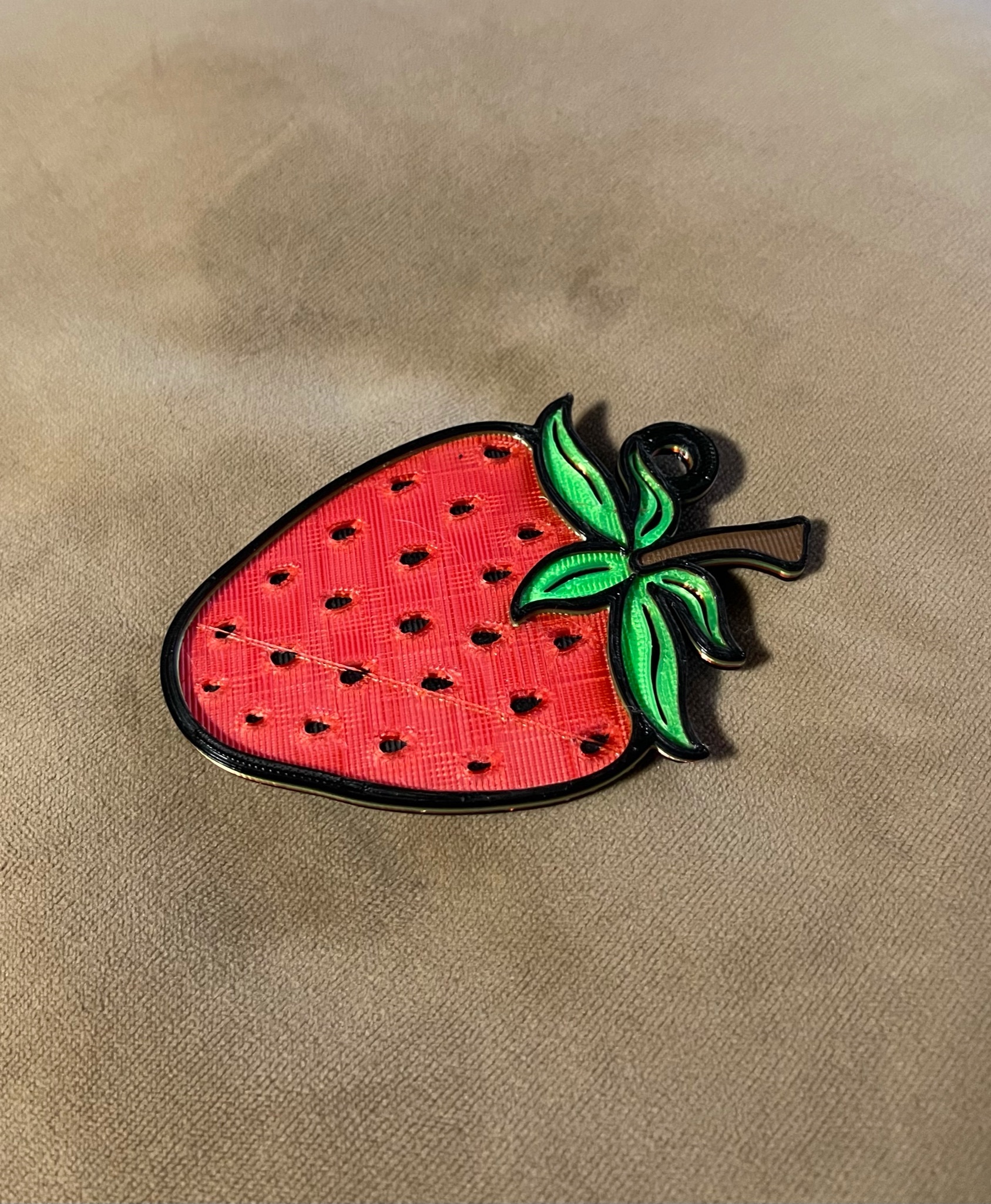 Free STL file Strawberry Keychain 🍓・Design to download and 3D print・Cults