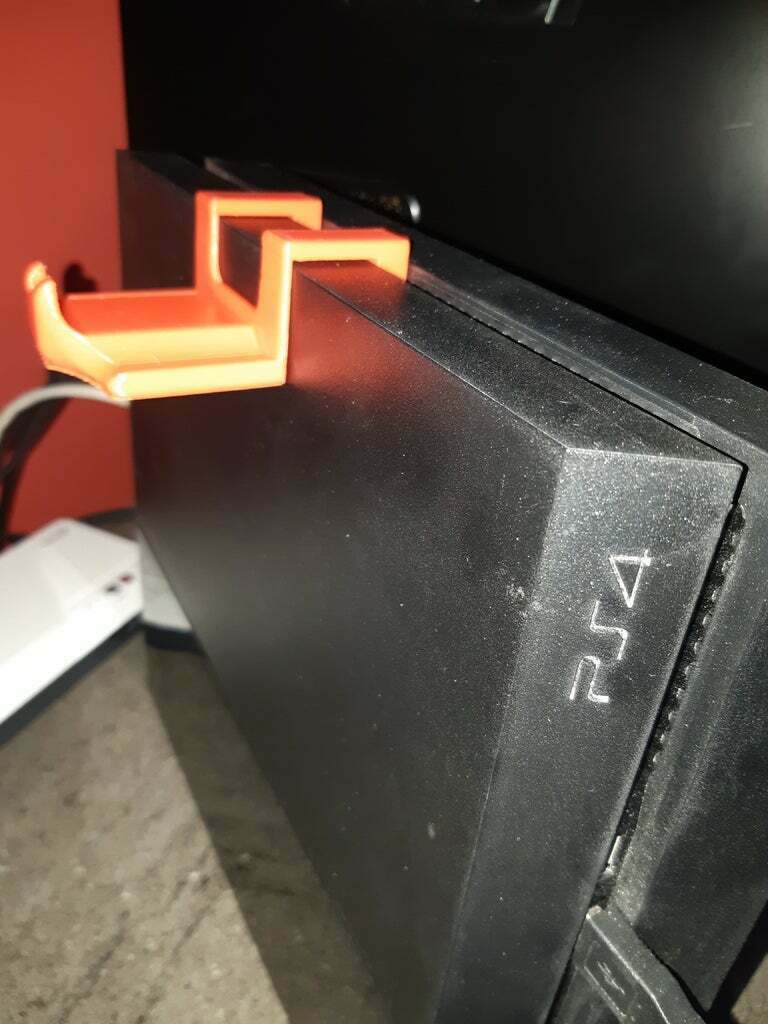 Free STL file ps4 controller support・Object to download and to 3D print ...