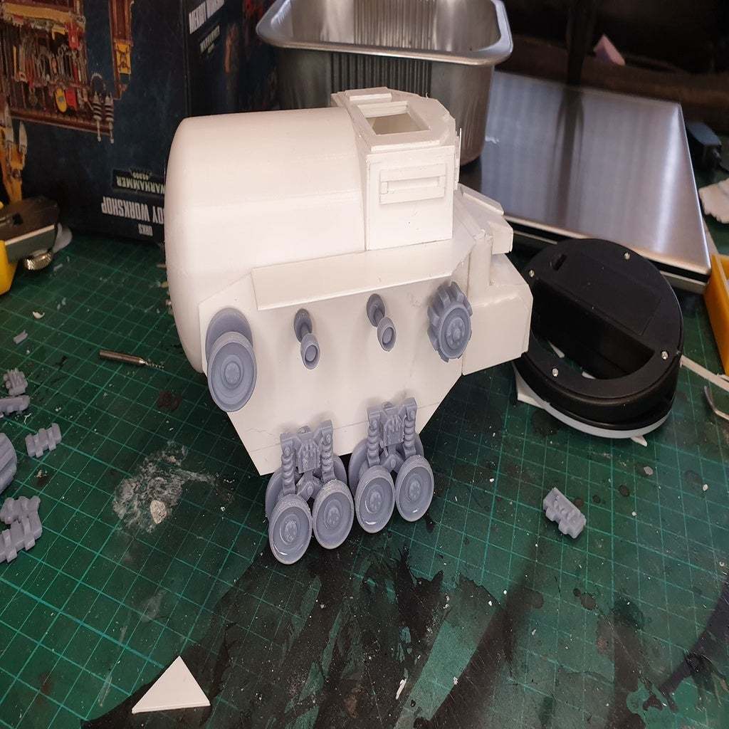 Free STL file Space Orc/Ork Tank Tracks - 17mm width・3D printer design ...