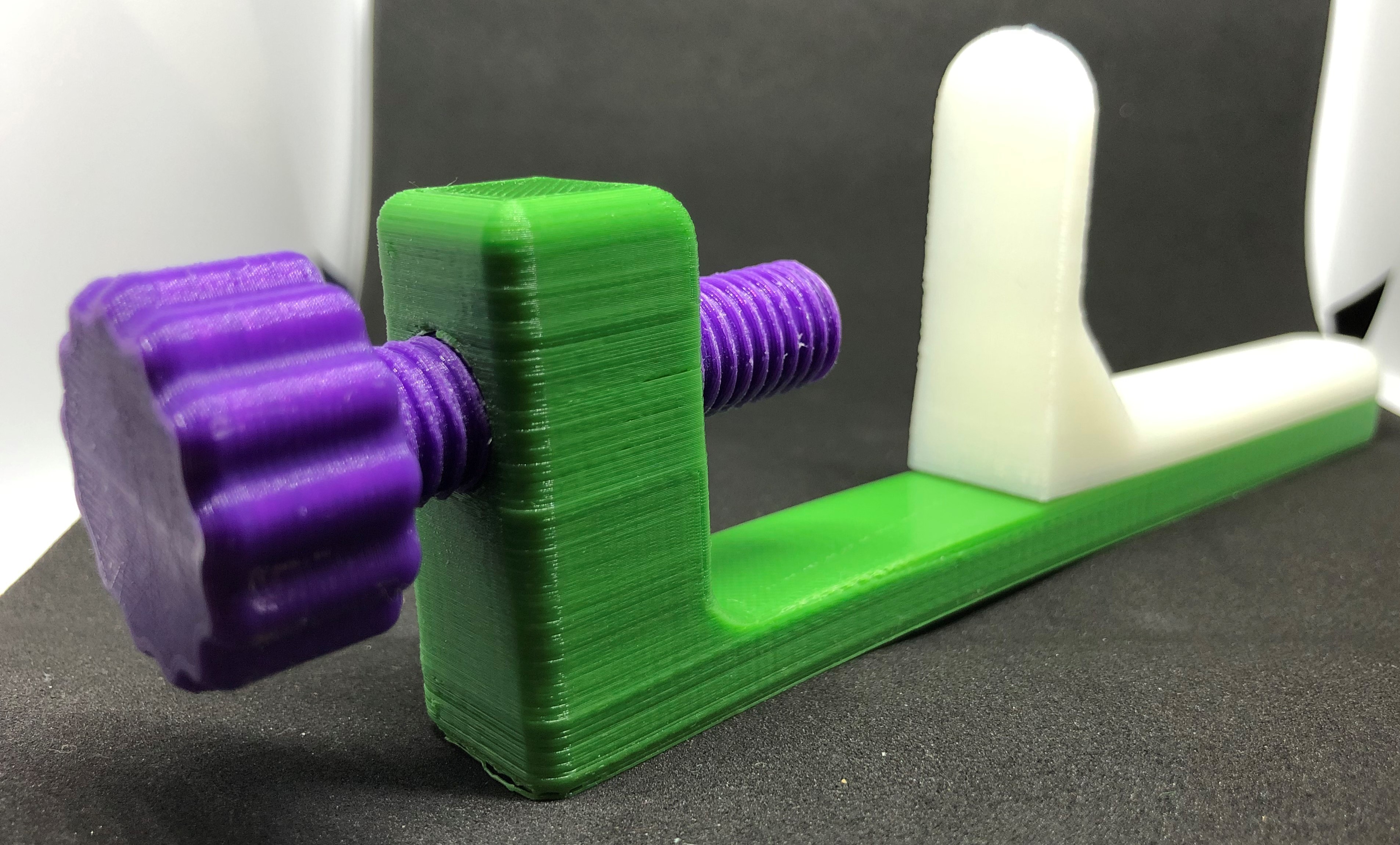 STL file skadis board connector・3D printable model to download・Cults