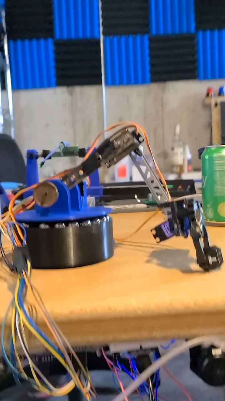 Free STL file Servo Robot Arm 🤖・3D printer design to download・Cults