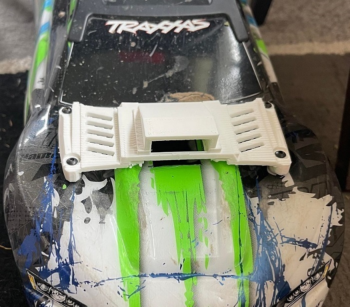 Archivo 3D gratis Soporte corporal E Revo 2.0 con capucha funcional ...