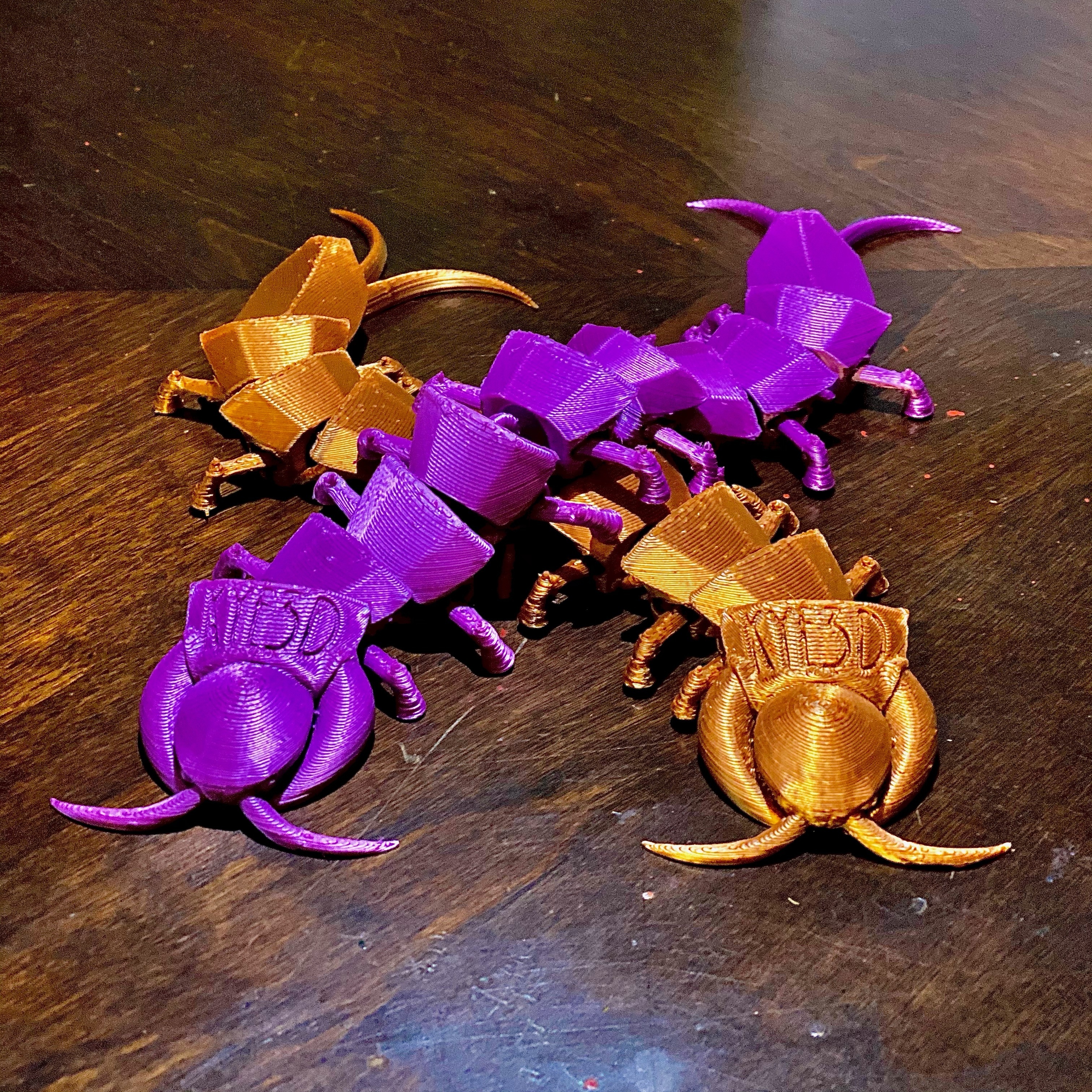STL file Centipede Print in Place・3D printable model to download・Cults