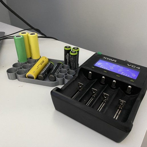 Download free 3D printer files AA / 18650 Battery Tray ・ Cults