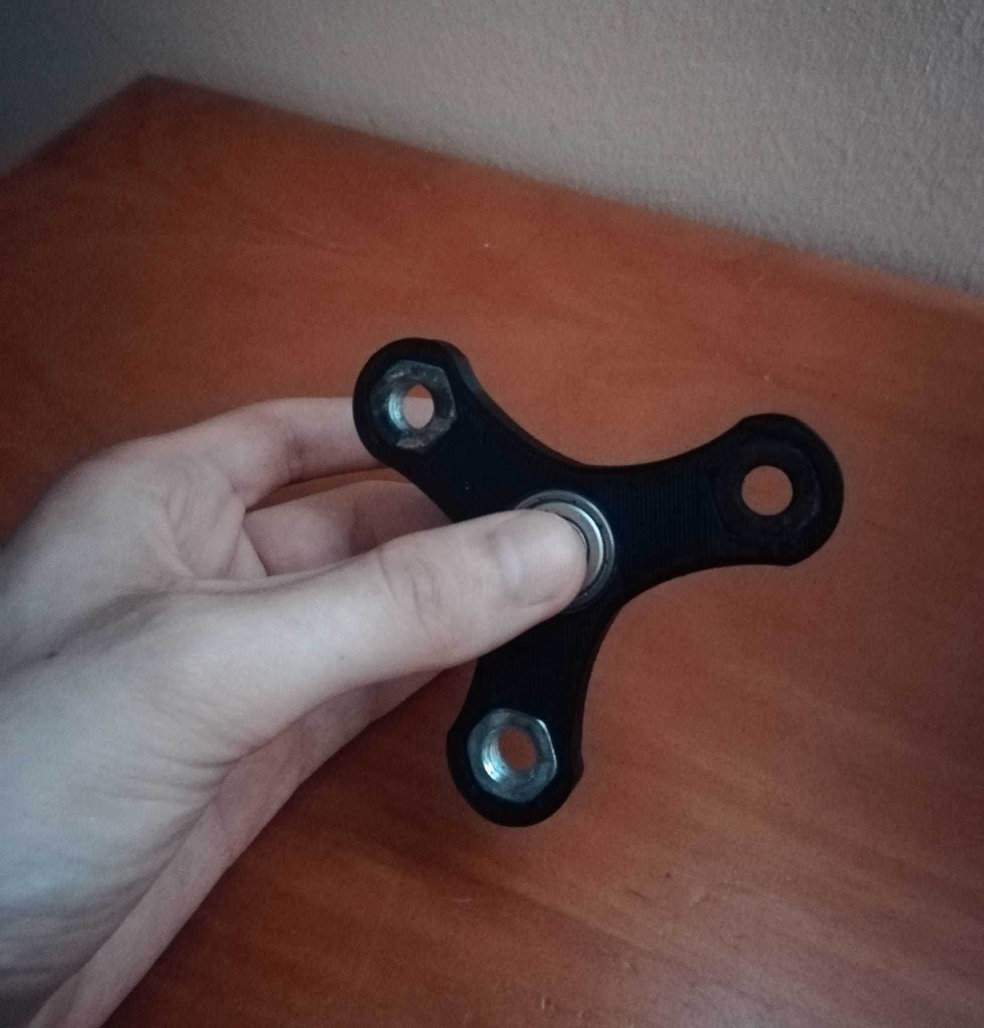 STL file Spiner・3D printable model to download・Cults