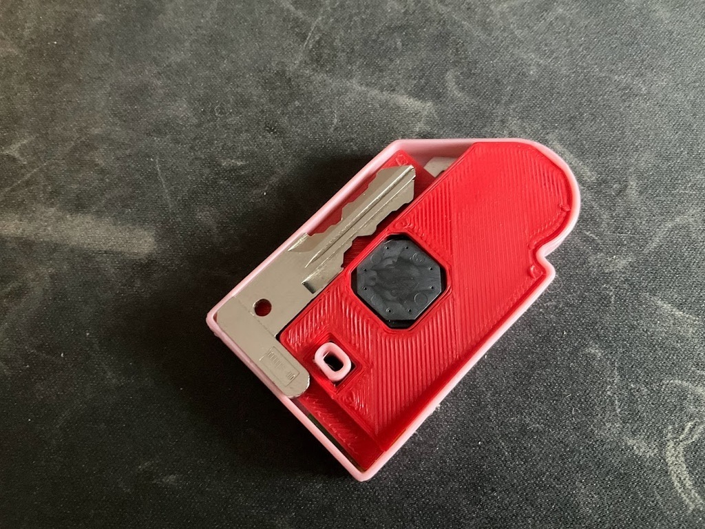 Free 3D file Renault / Dacia Car CARD to small KEY 🚗・3D printable model ...