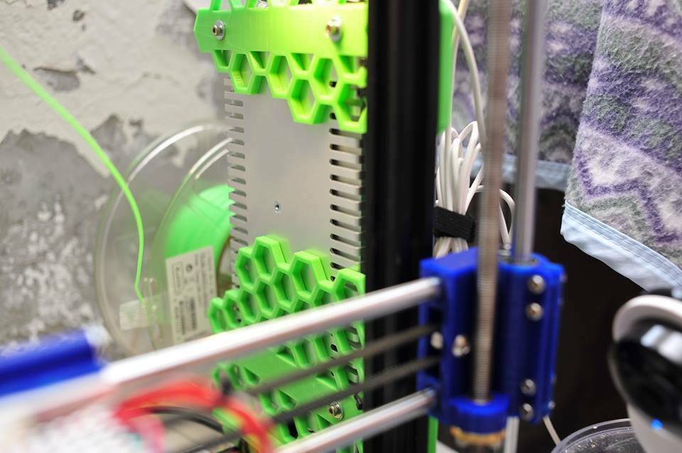 Free 3D file Power supply & control board mounting for 2020 aluminum ...