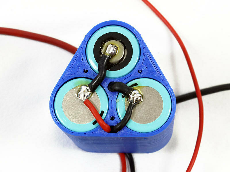 Free 3D file 18650 3-Cell Battery Holder 🔋・3D printing model to ...