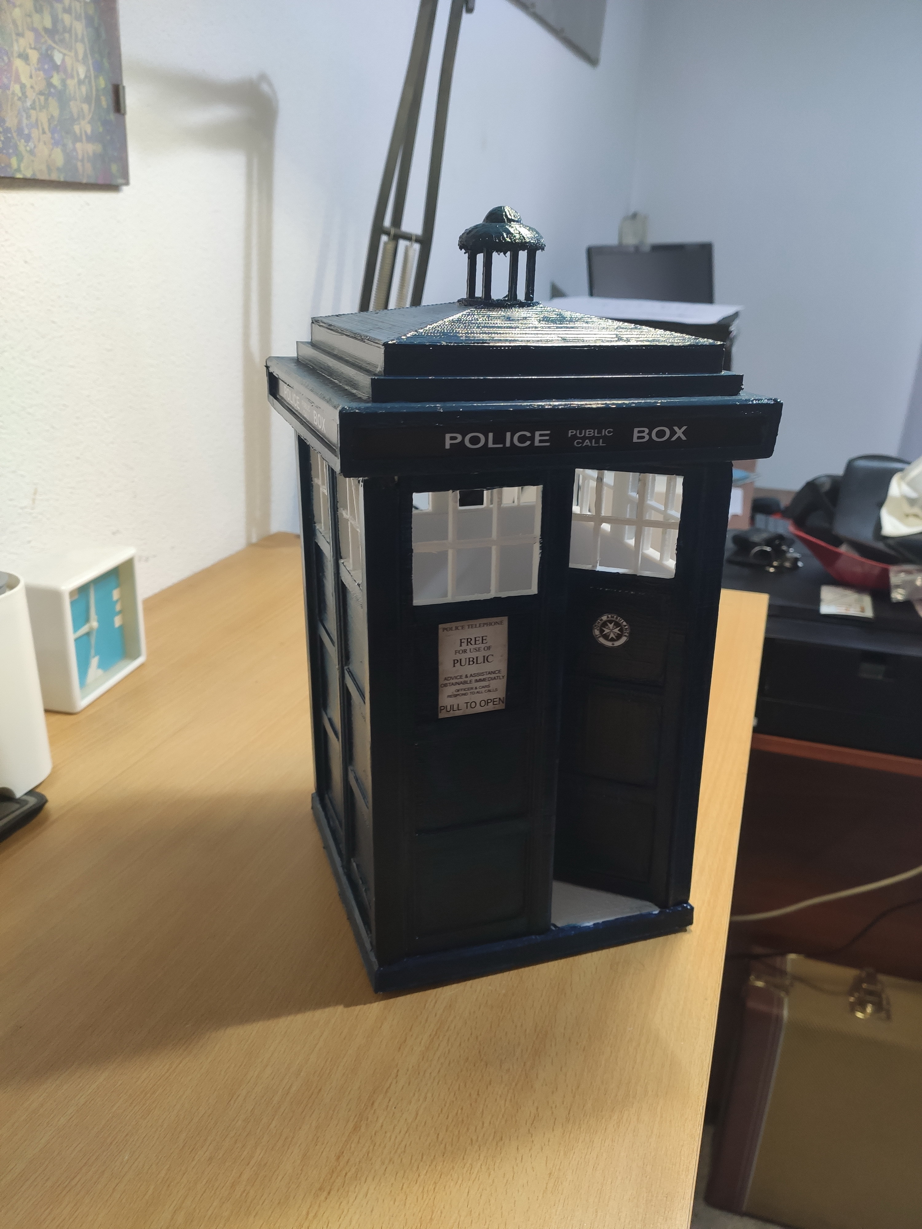 3D printable Tardis (lamp) • made with Anycubic Mega-X・Cults