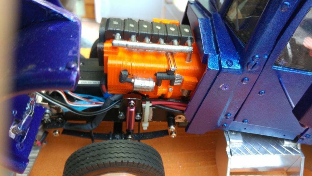 Free STL file RC Truck Engine Cover・Model to download and 3D print・Cults