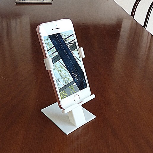 Download 3D printer model Iphone / smartphone / cellphone desk holder ...