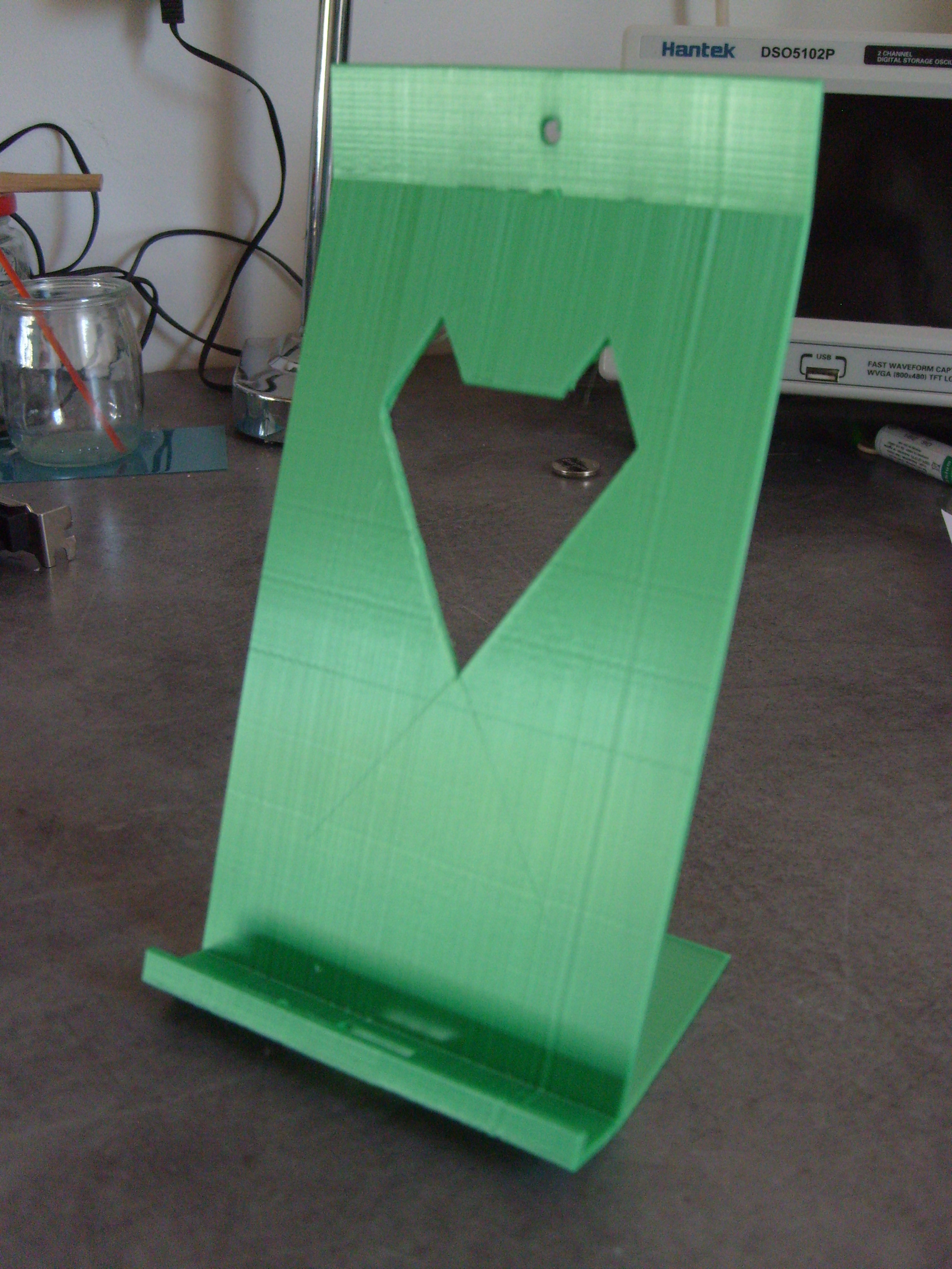 Fichier STL gratuit Support smartphone mural・Plan à télécharger et à ...