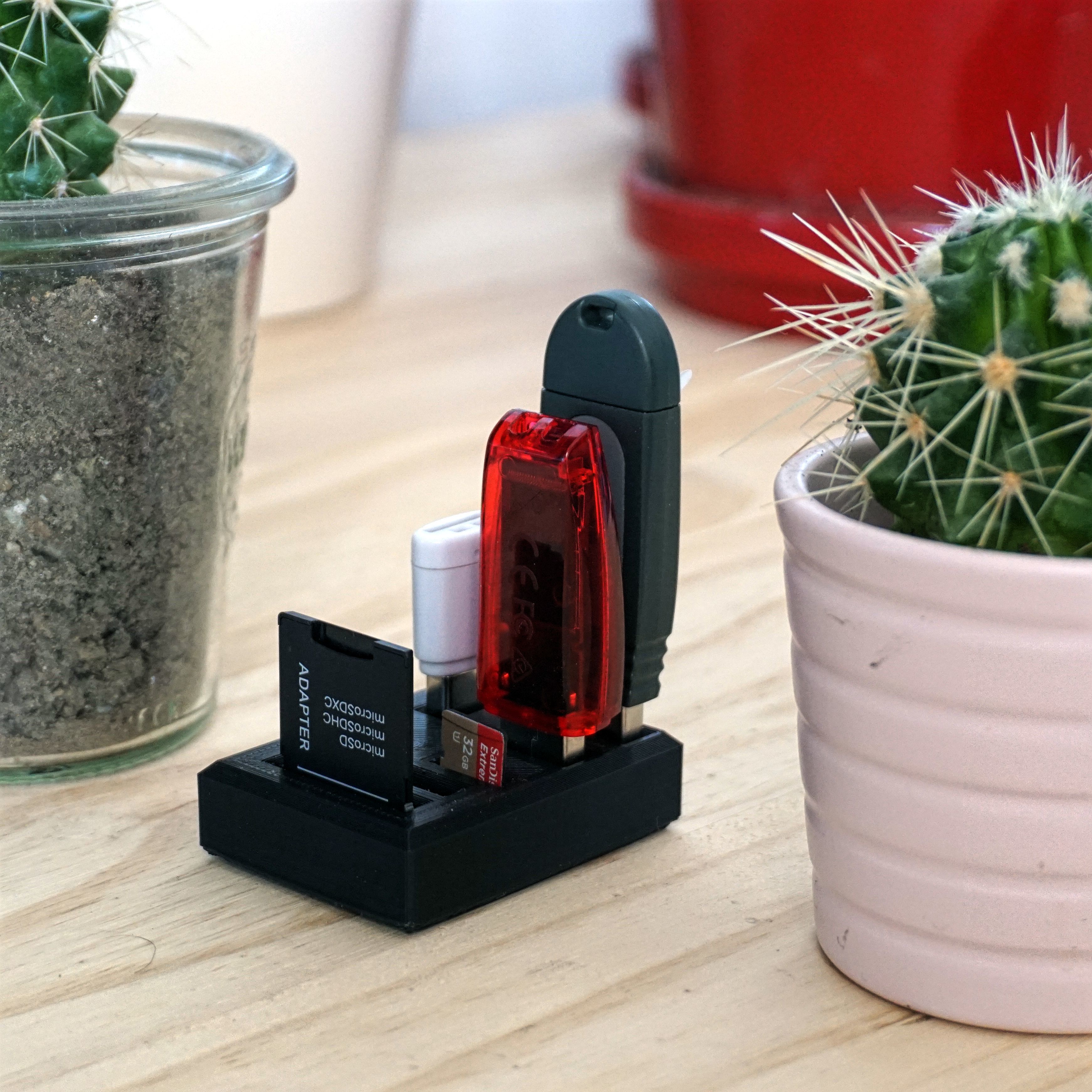 Free STL file MINI HOLDER - USB・3D print design to download・Cults
