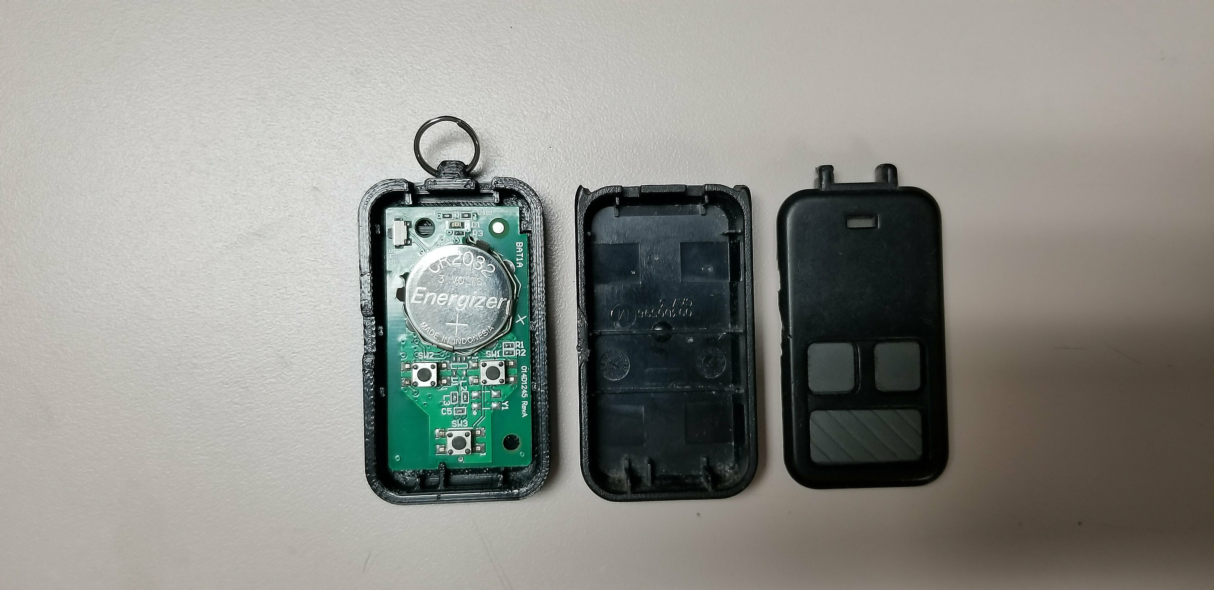 Free 3D file Chamberlain 956EVP remote back housing 🔙・Model to download ...