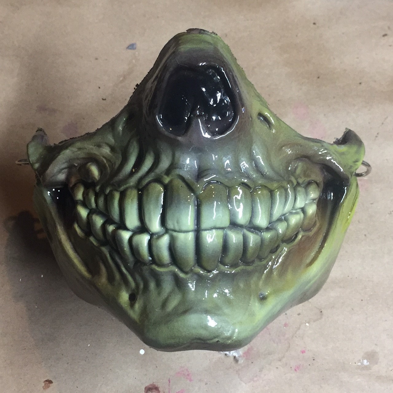 STL file Skull Half mask face shield・3D print design to download・Cults