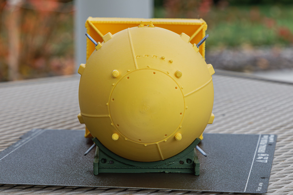 Free 3D file Fat Man Atomic Bomb 👨・Object to download and to 3D print・Cults