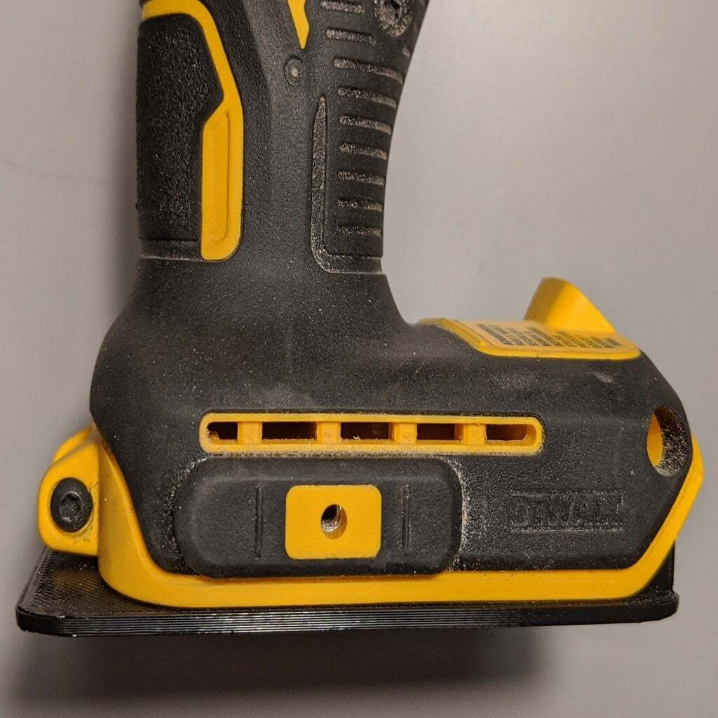 Free STL file Dewalt 20v tool holder with scuff plate 🔧・3D printable ...