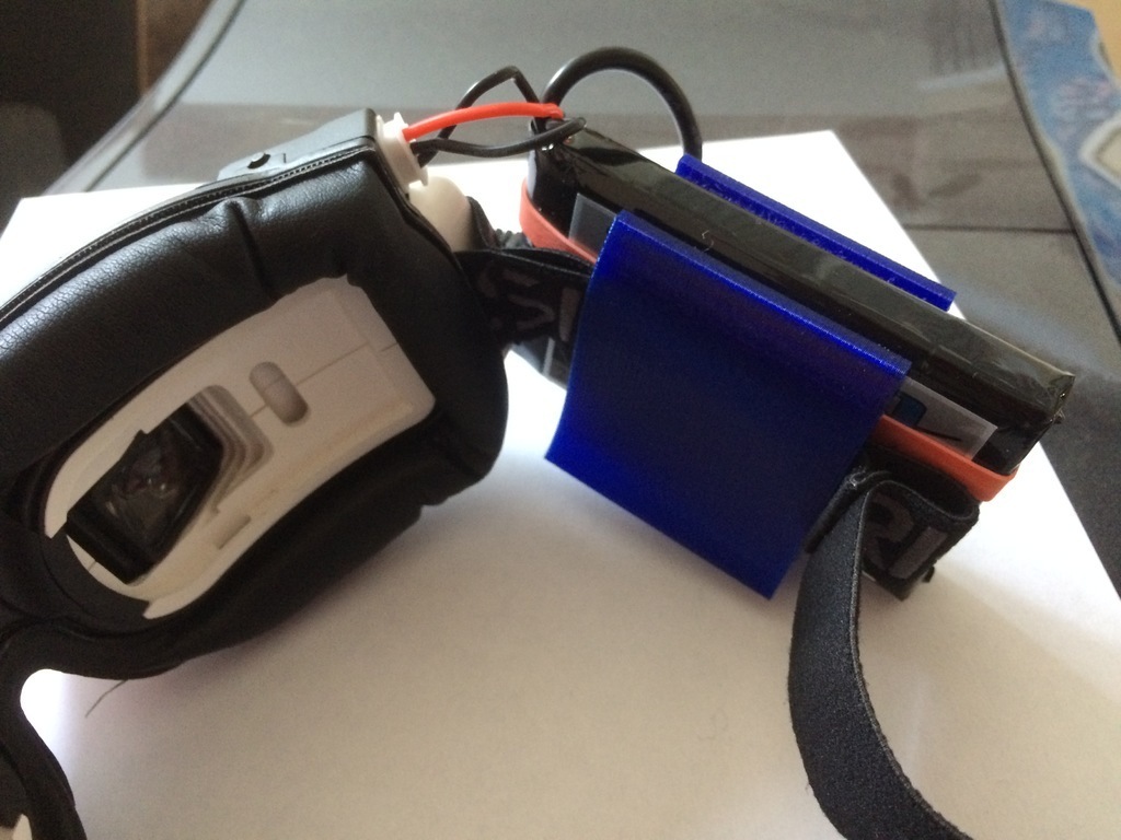 Free 3D file Goggles (fatshark) 3000 mah battery clip・3D printer design ...