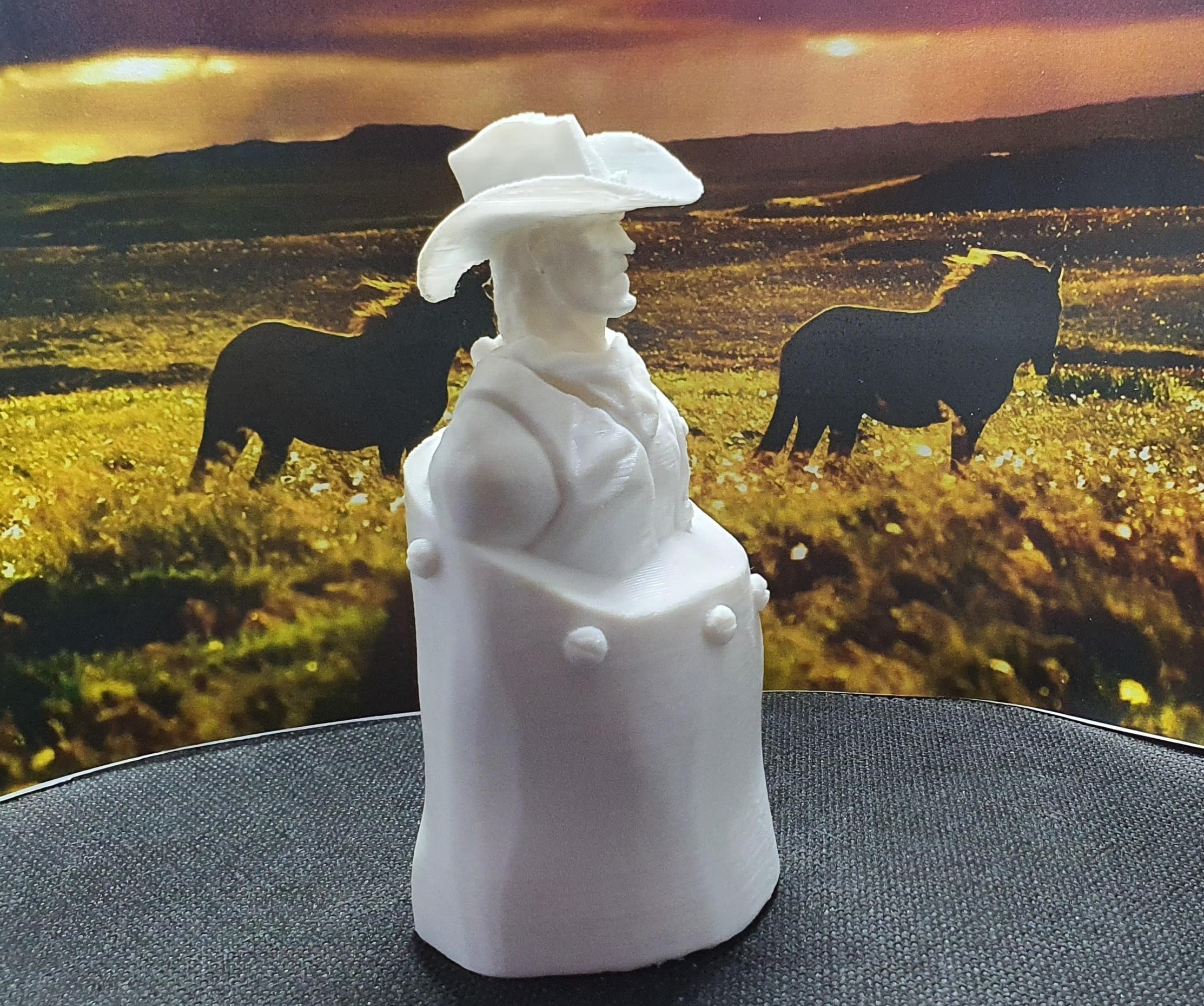 STL file Cowboy bust Ornament・3D printing model to download・Cults