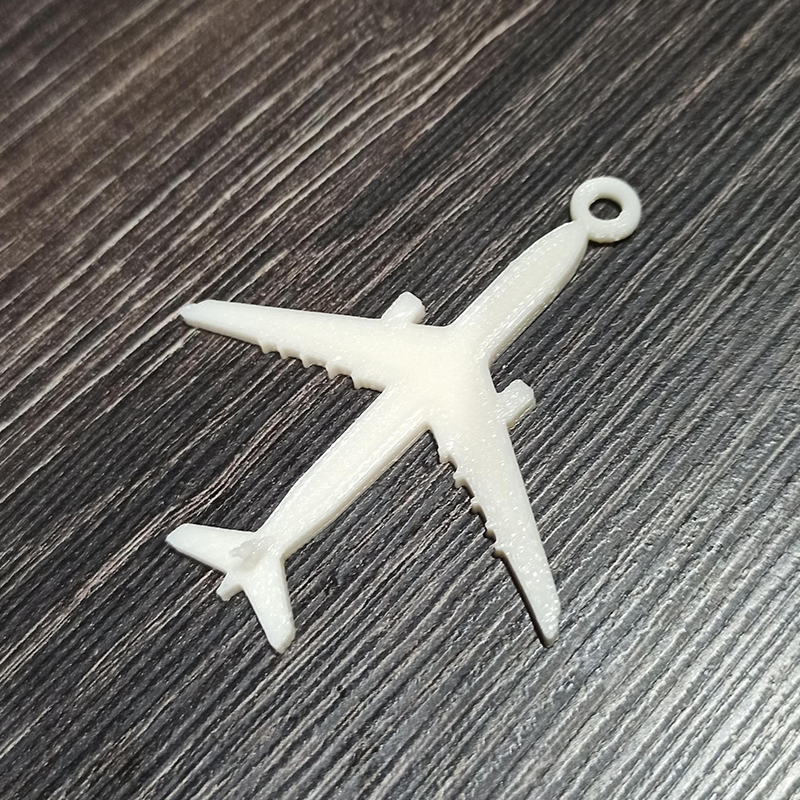 STL file Lufthansa and plane keychain 🛩️・3D printing idea to download・Cults