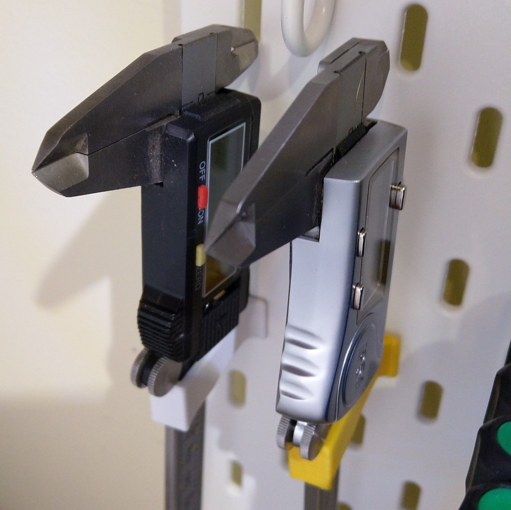 Free 3D file Ikea Skadis Small Profile Caliper Holder・Design to ...