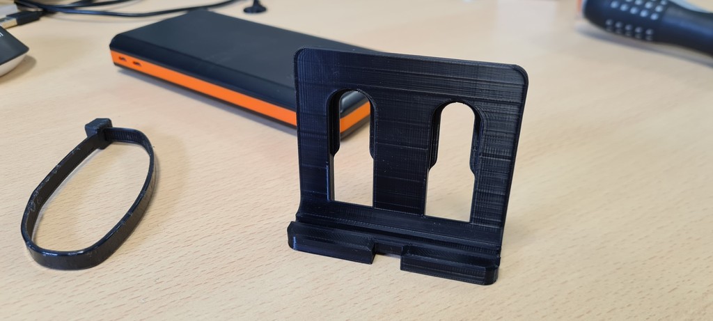 Free 3D file Oculus Quest 2 Battery mount Remix・Template to download ...