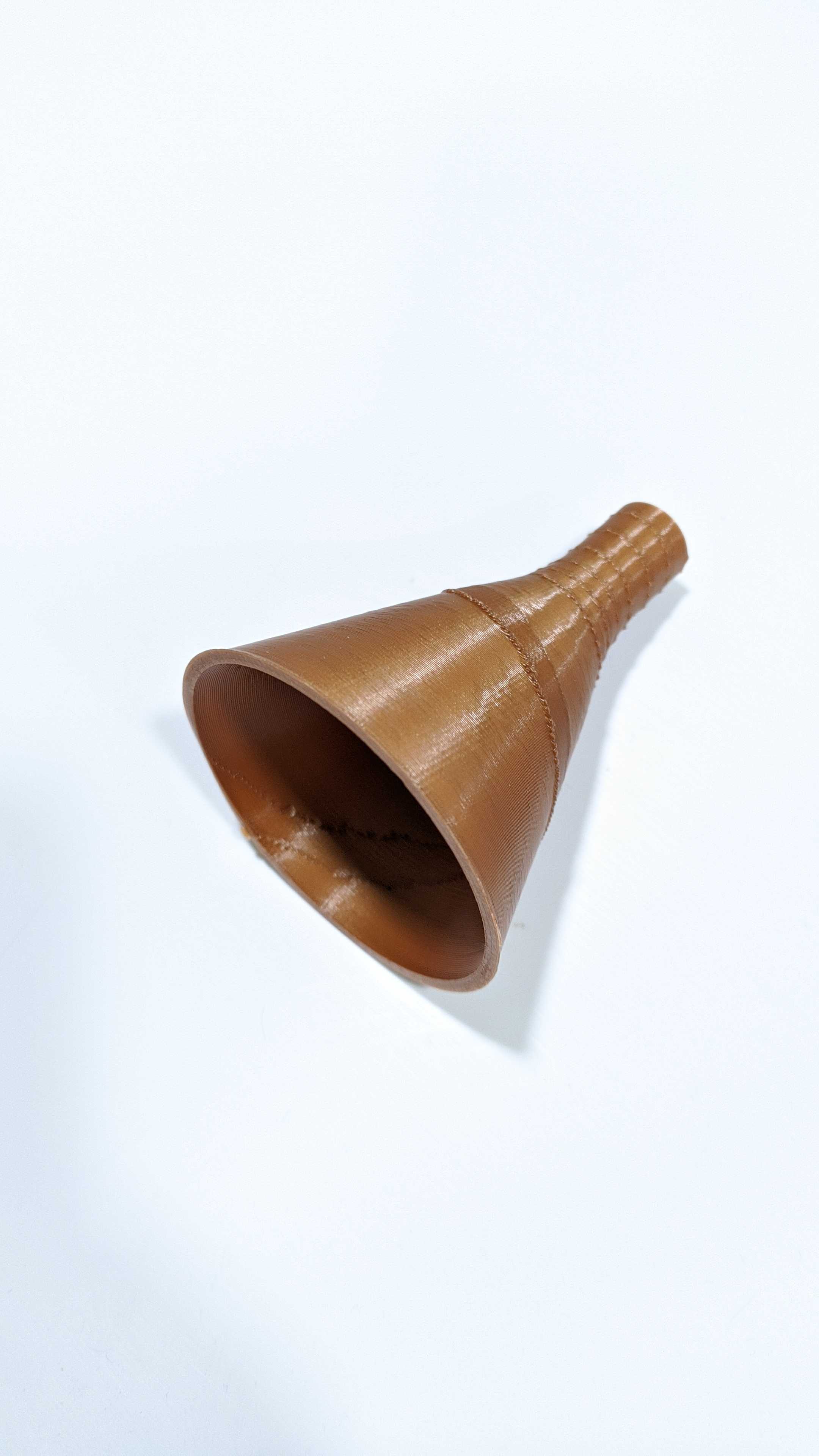 Archivo STL gratis embudo para botella・Plan de impresión en 3D para ...