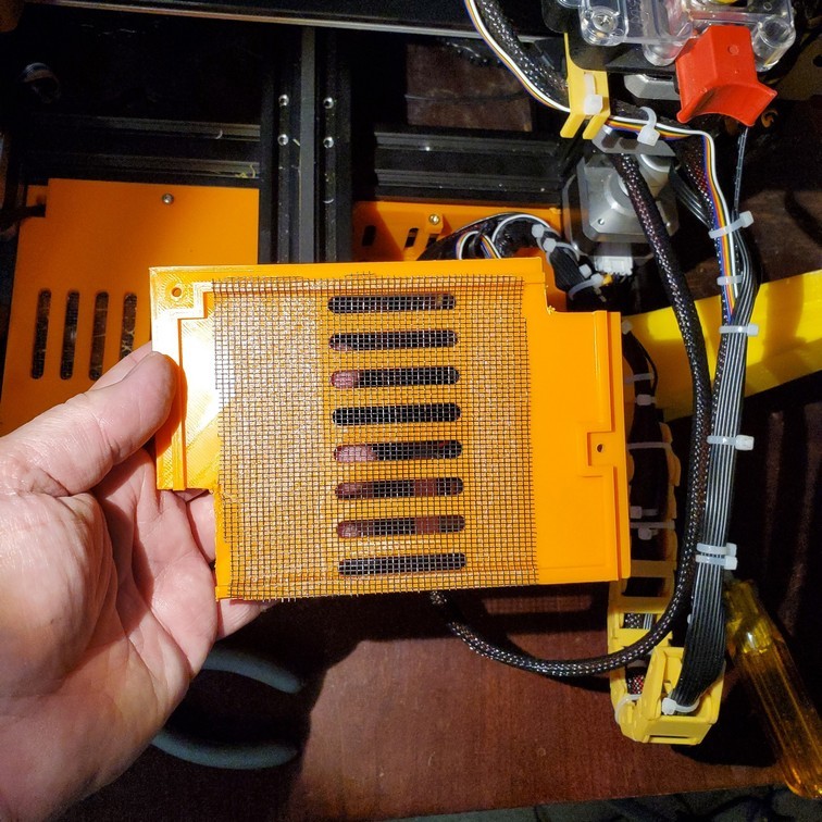 Free STL file Ender 3 pro case (extended) Pi 3 and SKR 2・3D printable model to download・Cults