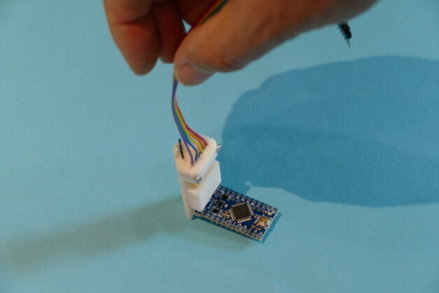 Fichier STL gratuit Pince de programmation Arduino Pro Mini 🔧・Design ...