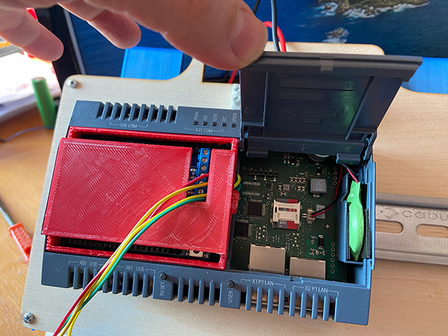 Free 3D file Cover IOT2020/2040 for Arduino Motor Shield V3・3D print ...