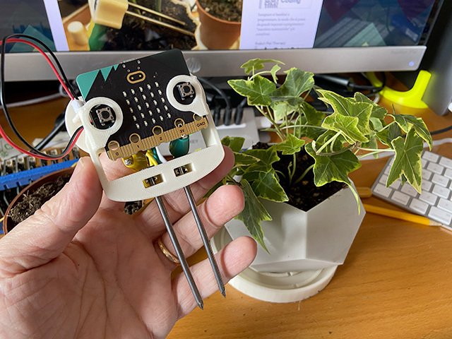 Archivo 3D gratuito BBC micro:bit Sensor de humedad del suelo・Objeto ...