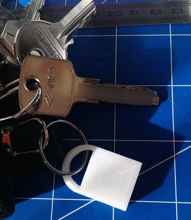 Free 3D file Small box for electronic key・3D print design to download・Cults