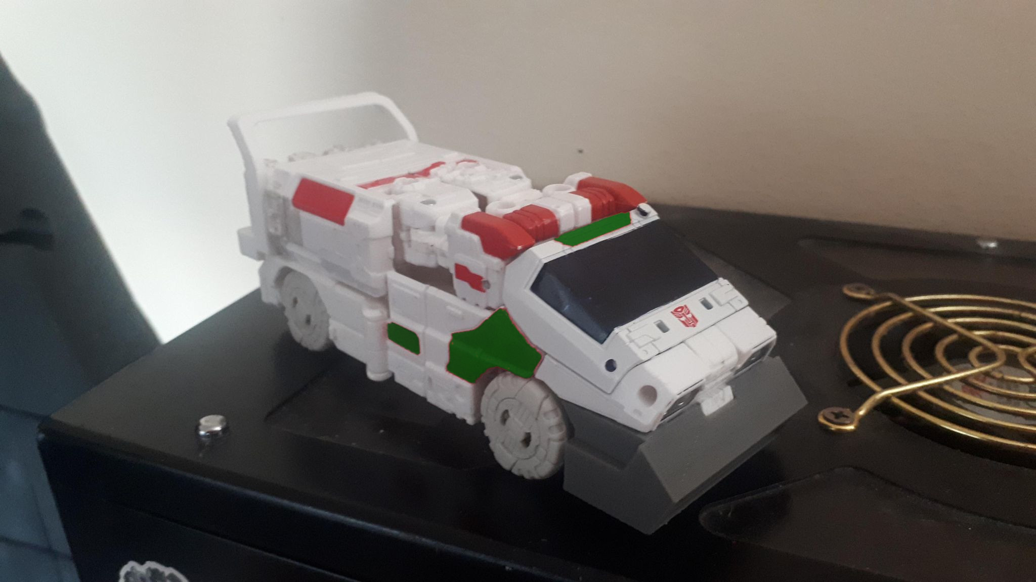 STL file Cybertronian Wheeljack (from Siege Ratchet) 🤖・3D print object ...