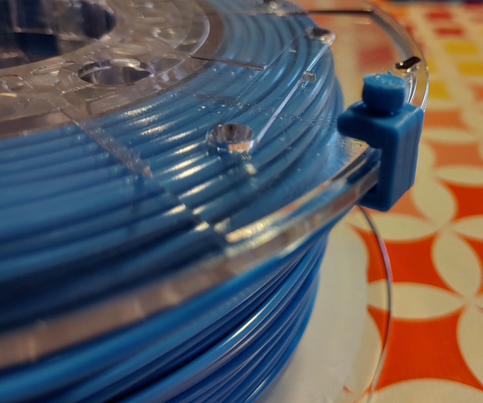 Free STL file Filament mini Clip with thread, Keeper, Holder, Extra ...