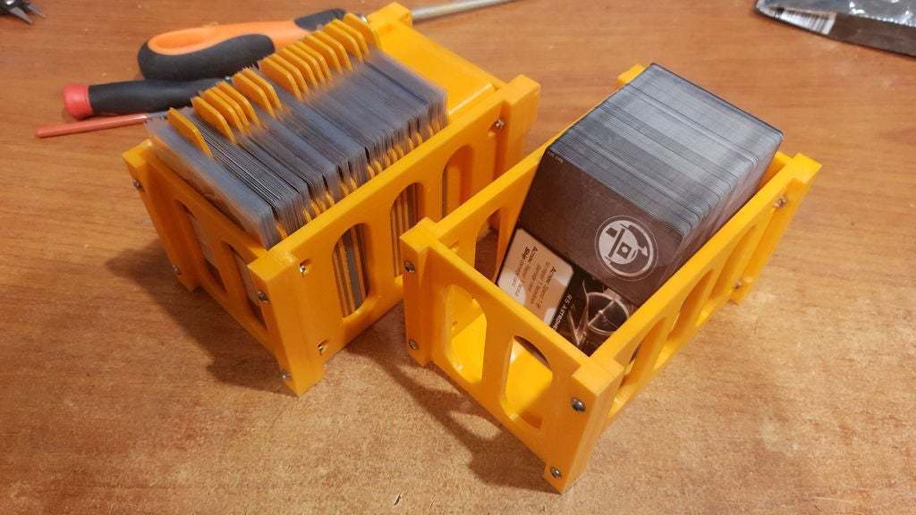 STL file X-Wing Card Box & Divider・3D printable model to download・Cults
