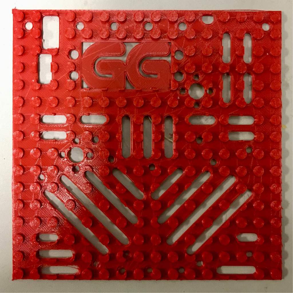 Free 3D file SPHERO RVR Attachable brick-stud Mount Top (Lego & Duplo ...