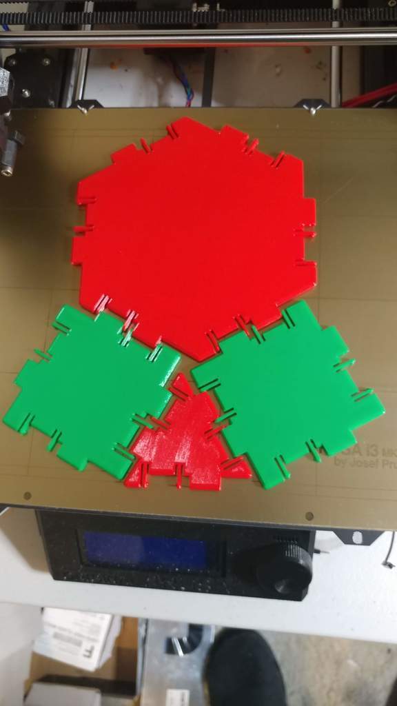 Free STL file Polygon construction kit 🚧・3D printable design to ...