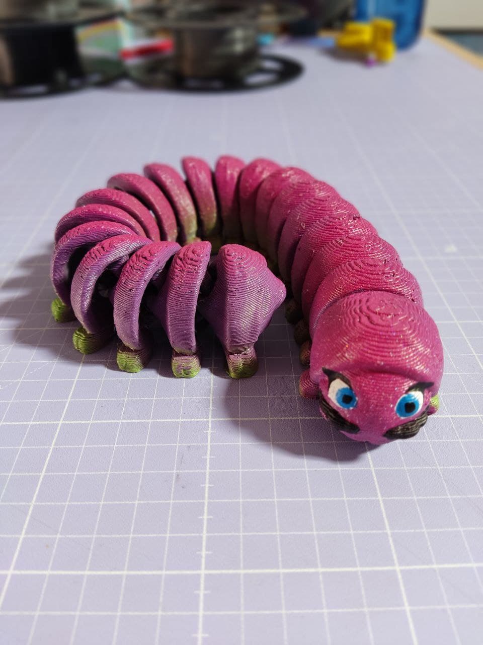 3D print Milli: Print in place, support free,articulated millipede ...