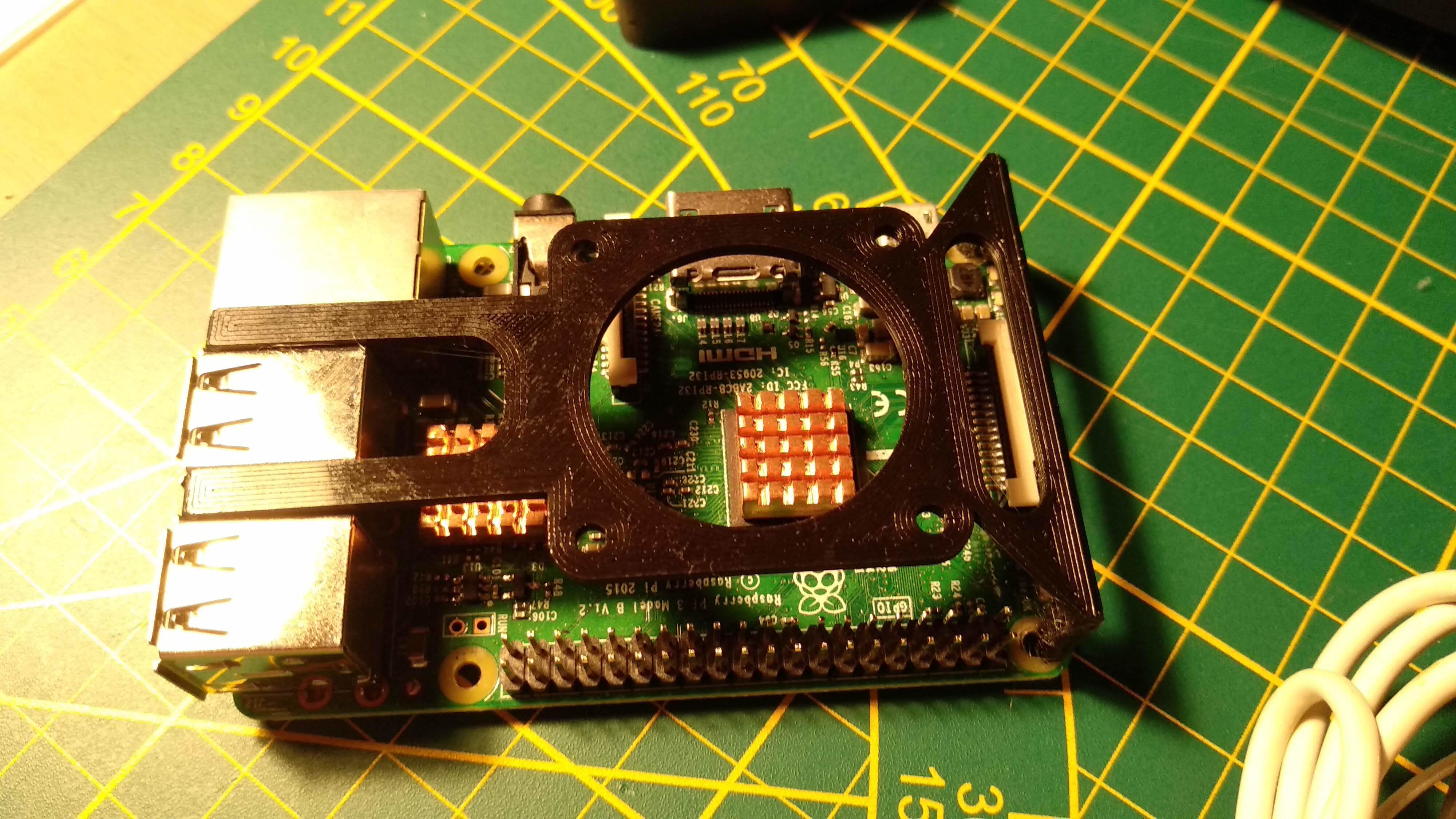 STL file Simple fan support for Raspberry Pi 🔌・3D printable model to ...