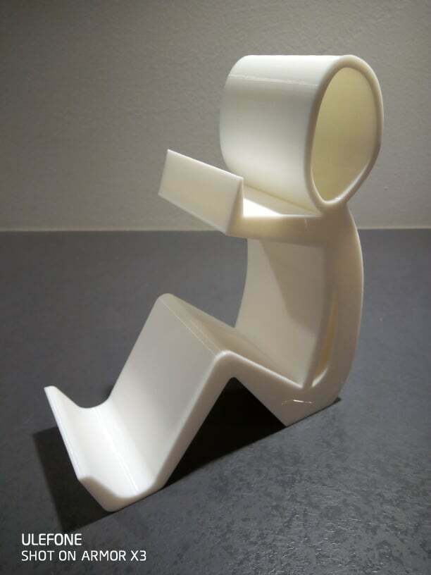 STL file Cell phone holder - phone holder・Design to download and 3D ...