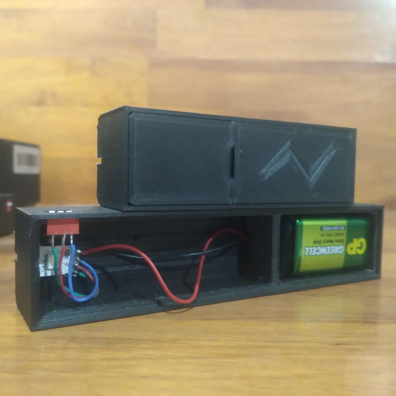 3D file Base LED RGB 9V・3D printable model to download・Cults