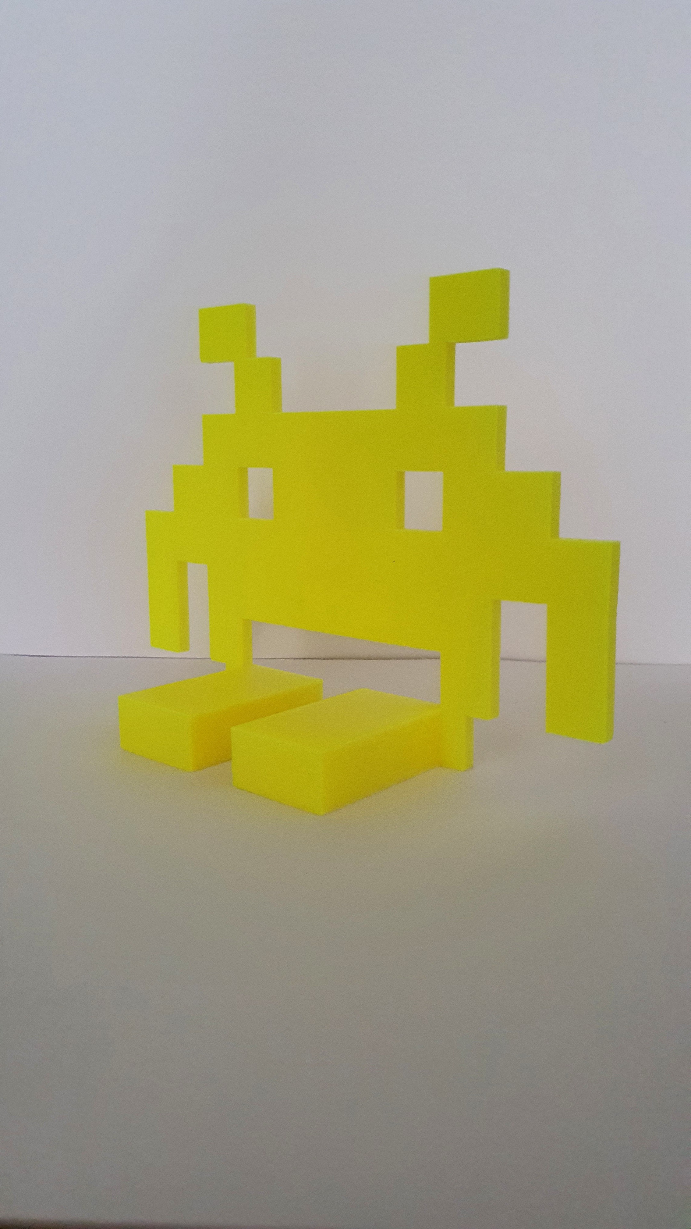 Archivo STL Headphones wall stand - Space Invader 🎧・Plan para descargar ...