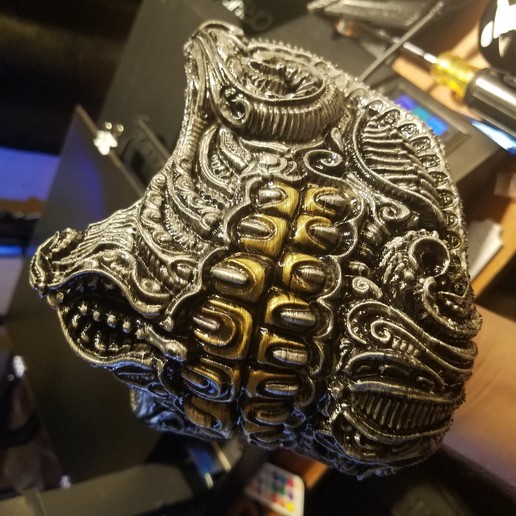 3D print Biomechanical Half mask ・ Cults