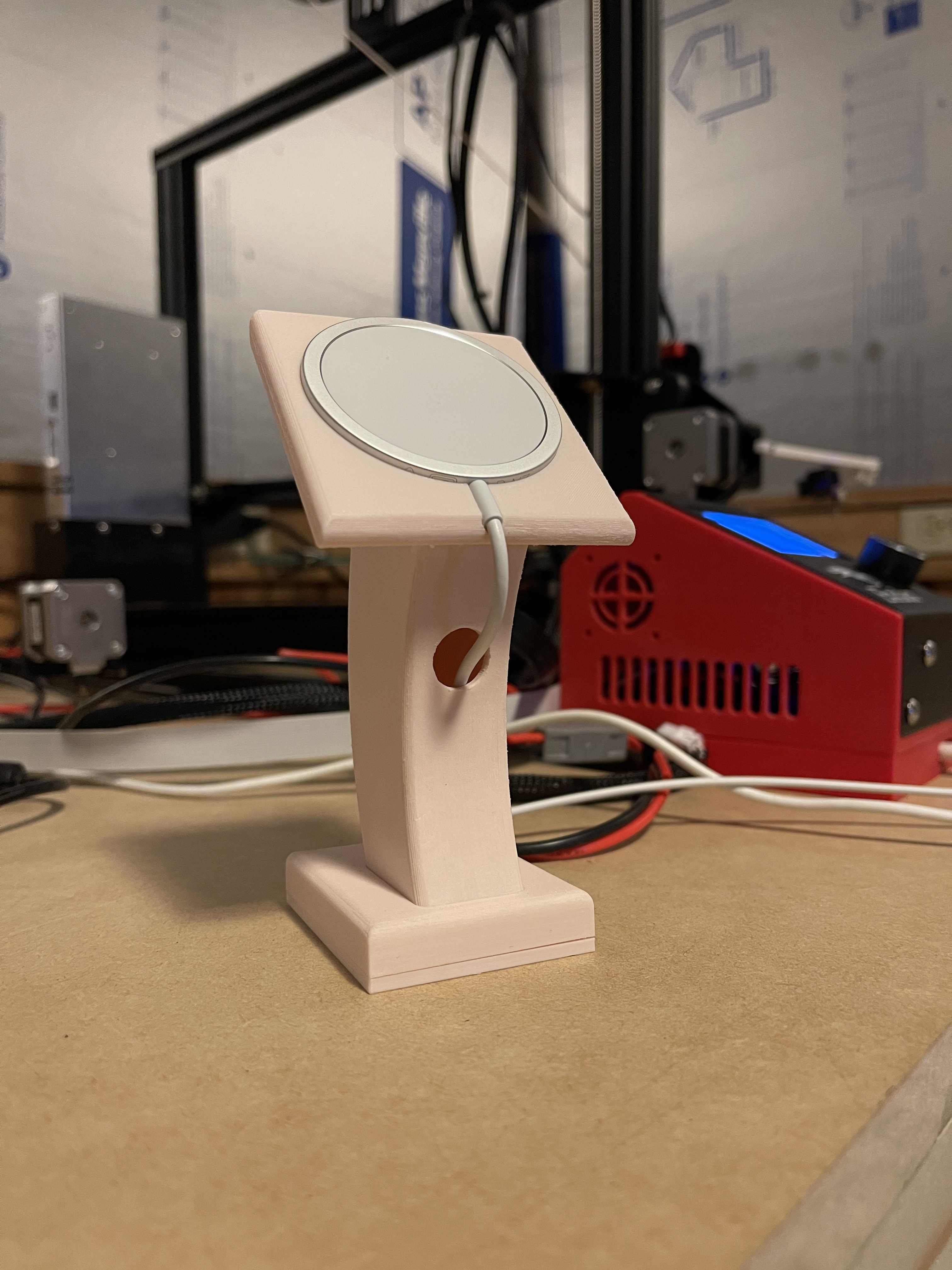 Free STL file MagSafe 🍎・3D print model to download・Cults